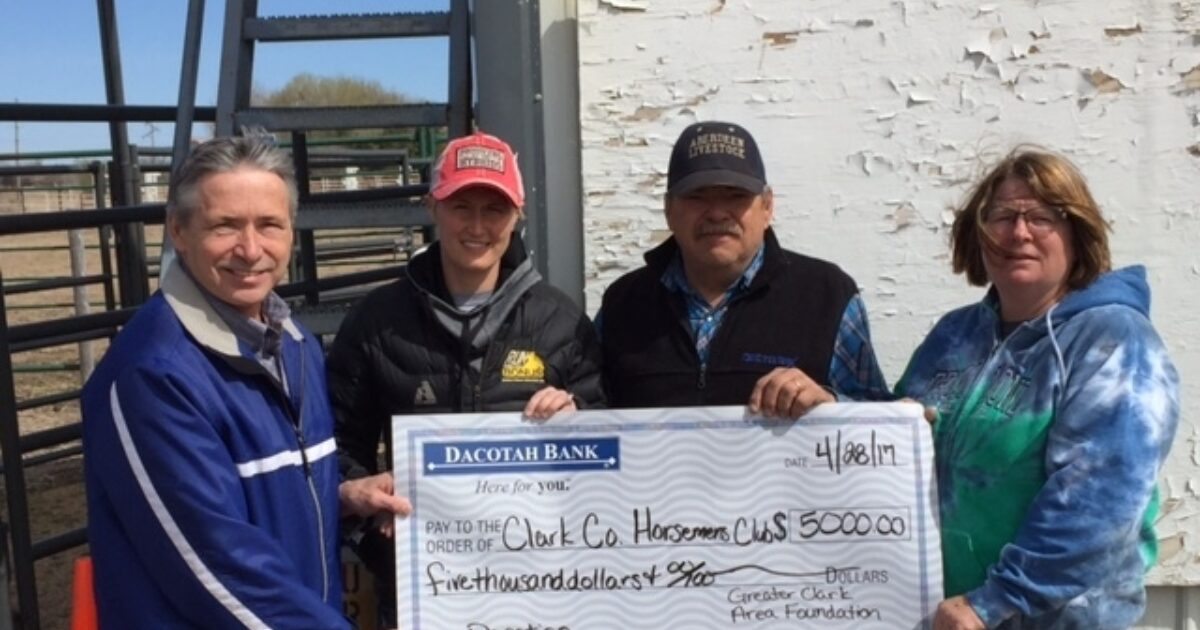 Mary Palmquist's Instagram, Twitter & Facebook on IDCrawl